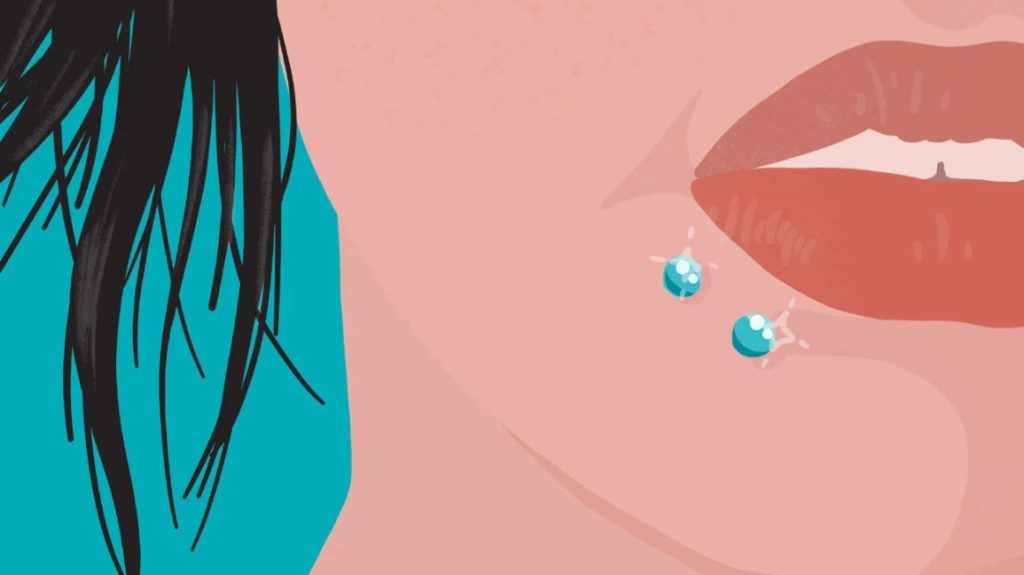 Spider Bites Piercing: Everything You Need to Know - Bloomsies